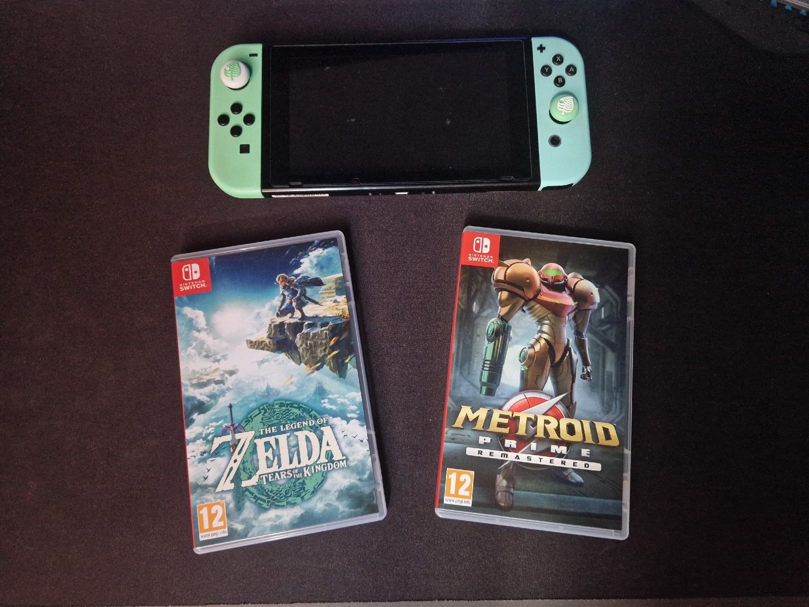 Nintendo Switch v2 ACNH edition + oprema + igre