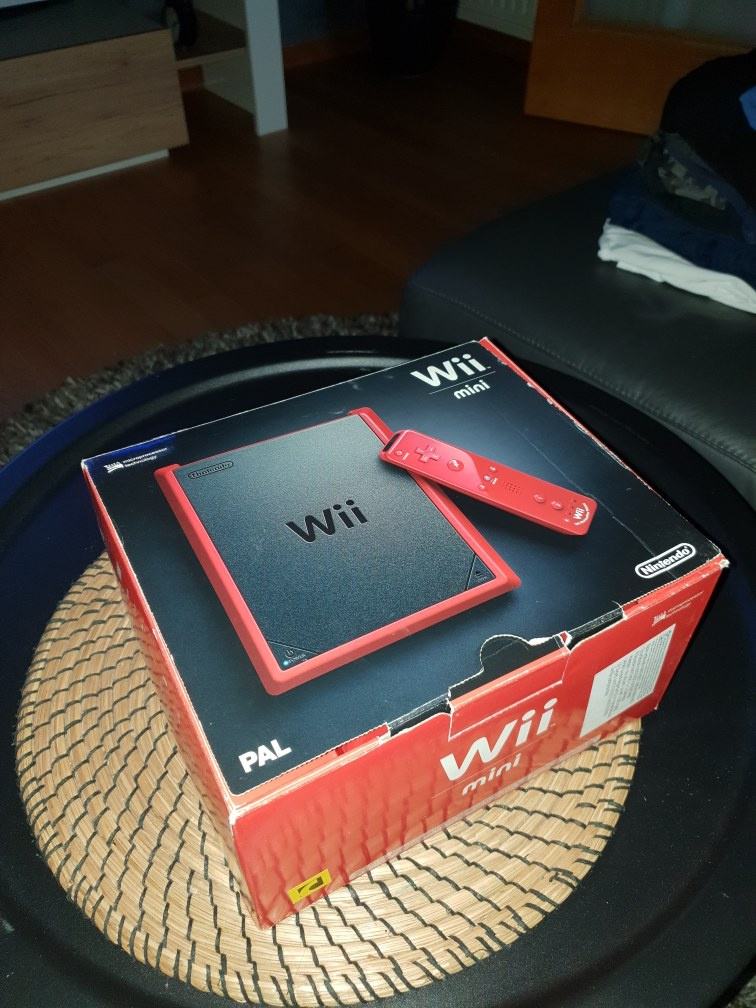 Nintendo Wii mini