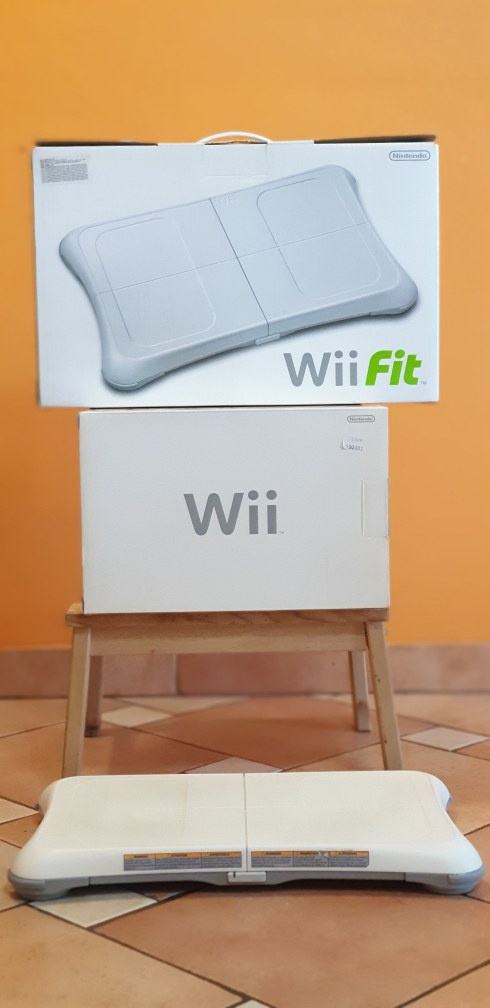 Nintendo Wii + Wii board