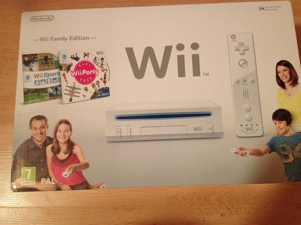 Nintendo Wii Family Edition, softmod za igre s USB, SD 4GB, wifi