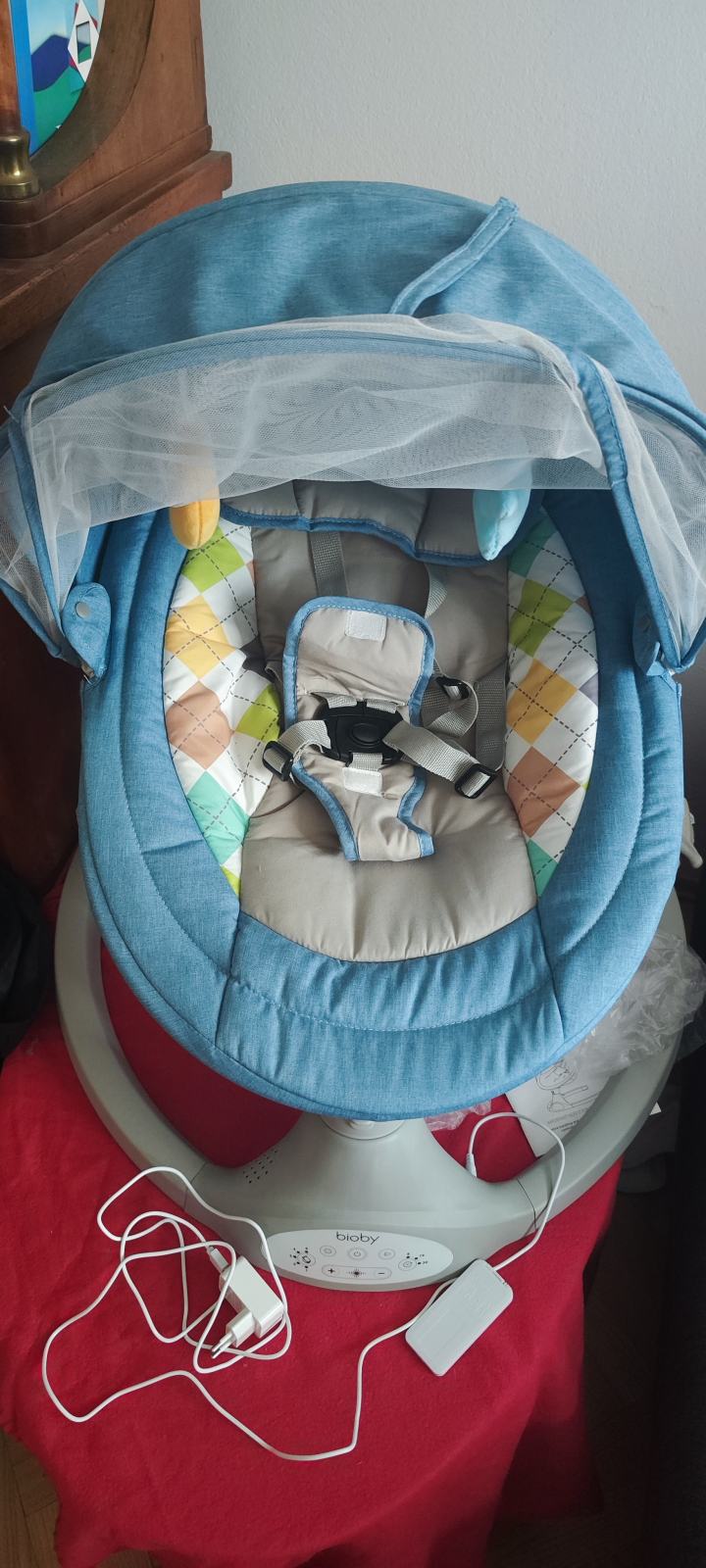 Elektricna njihaljka Bioby