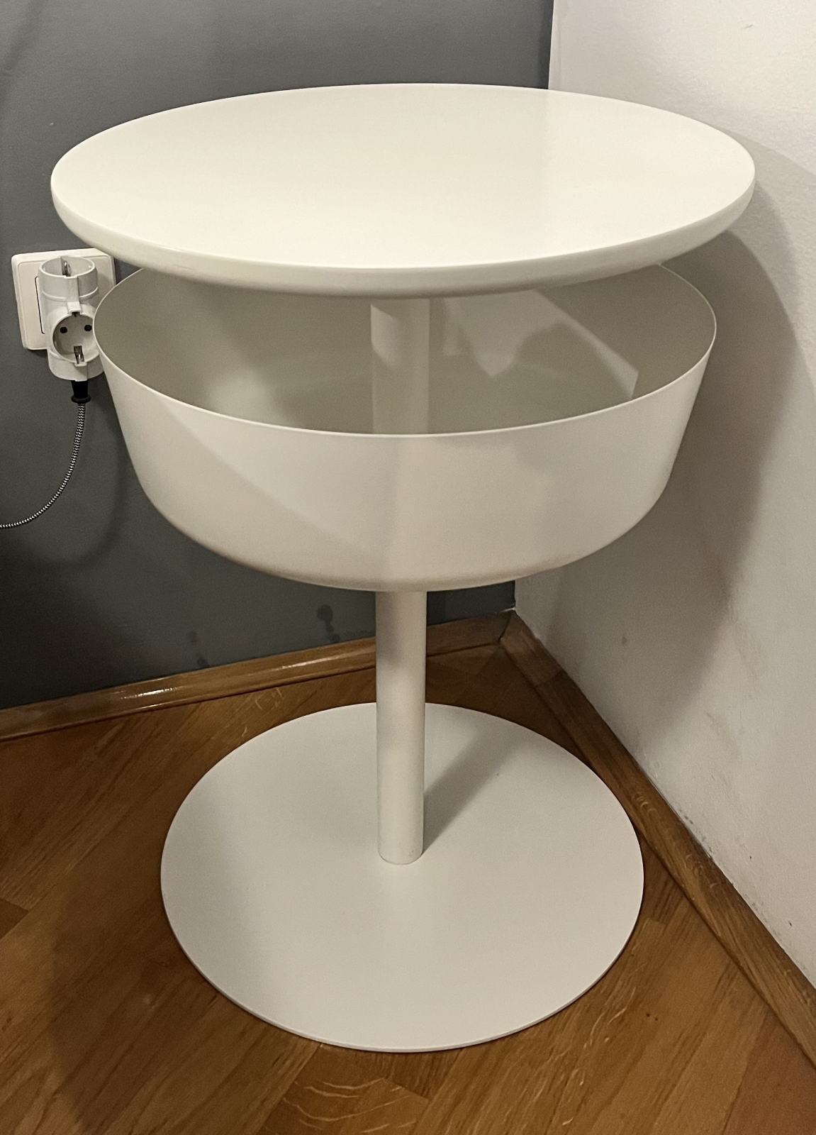 IKEA LIERSKOGEN noćni ormarić - hitno - nova cijena