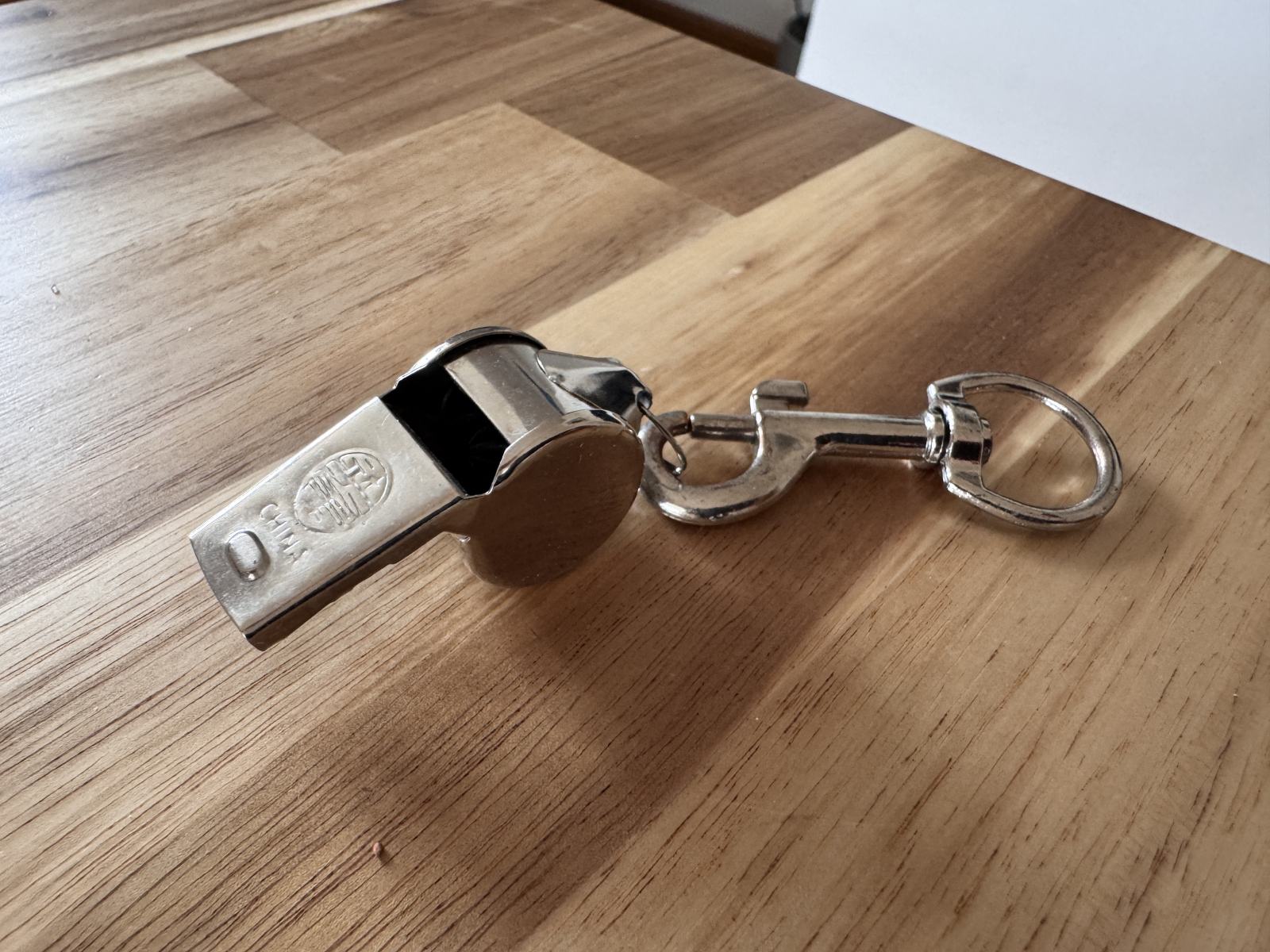 Nogometna Profesionalna Pistaljka