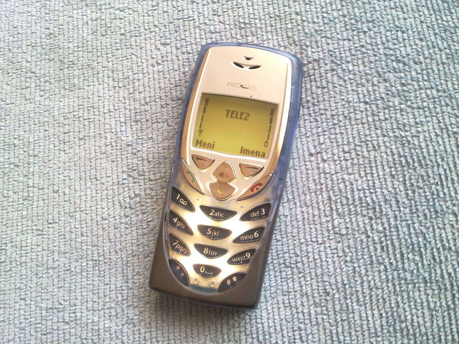 NOKIA 8310 (IZVRSNA) HR jezik, Sve mreže, Ispravna baterija, Punjač