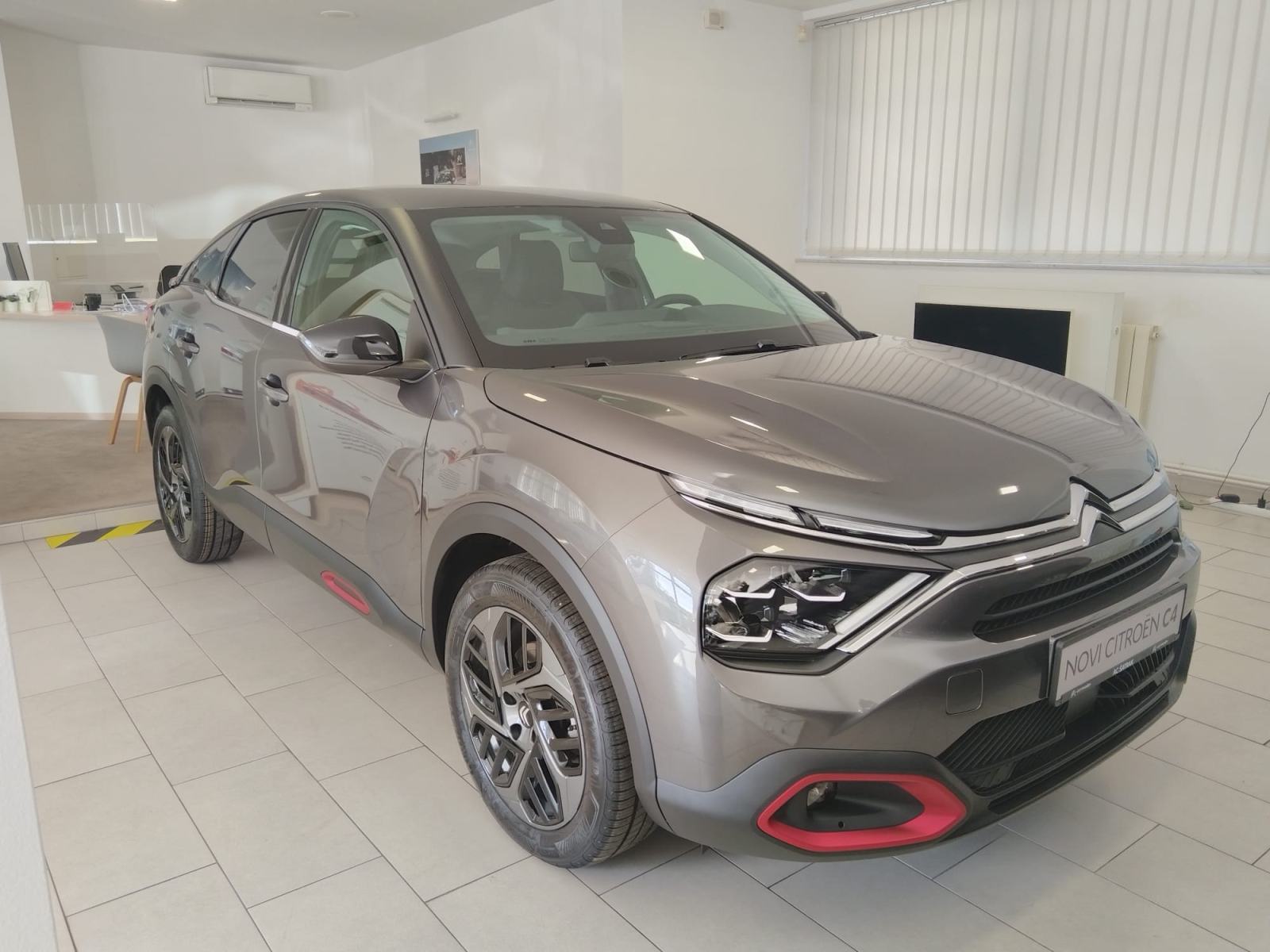 Citroën C4 FEEL PACK 1,2 PureTech MT6- DOSTUPNO ODMAH, 2023 god.