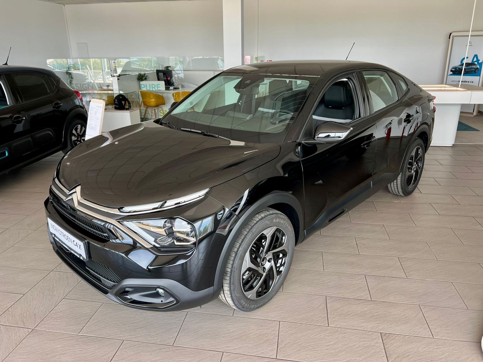 Citroën C4 X FEEL PACK - AUTOMATIC + REGISTRACIJA!!!, 2023 god.