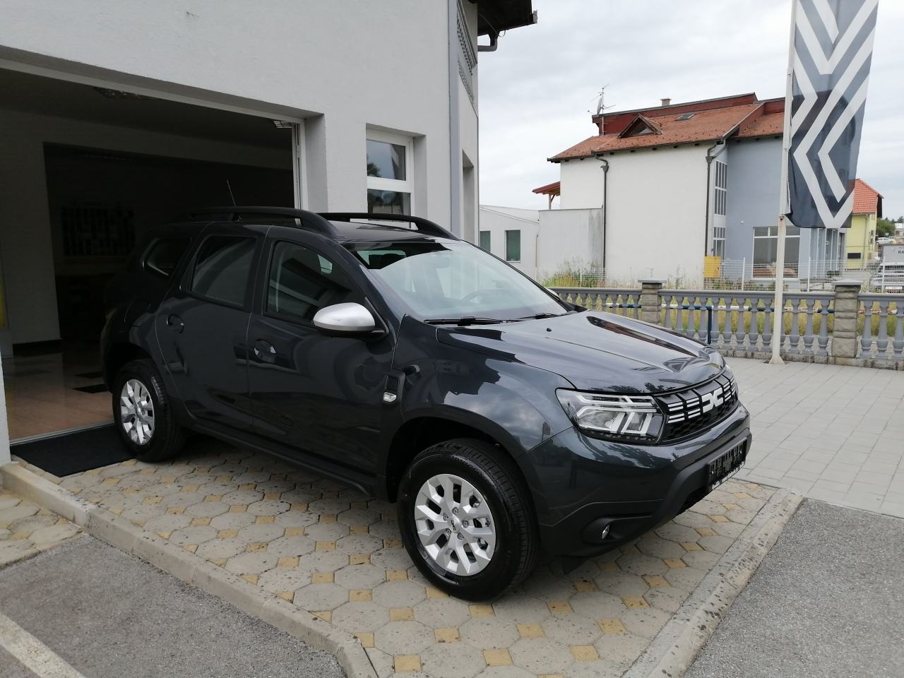 Dacia Duster EXPRESSION 1.0 ECO-G 100, 2023 god.