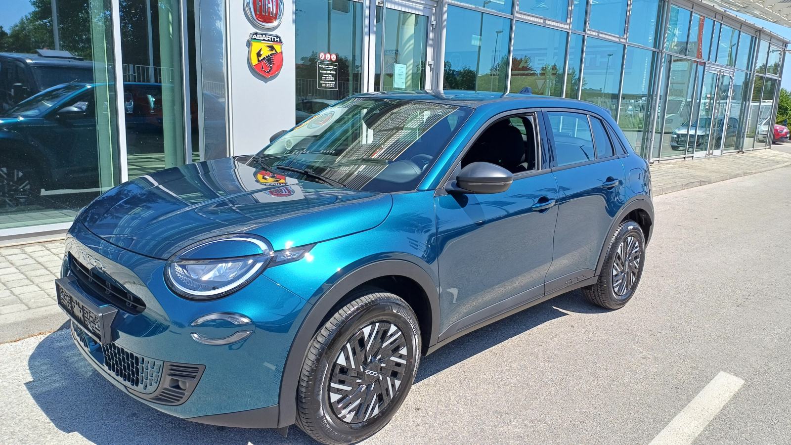 Fiat 600 ICE 1.2 100 e-Hybrid AT - 600, 2024 god.