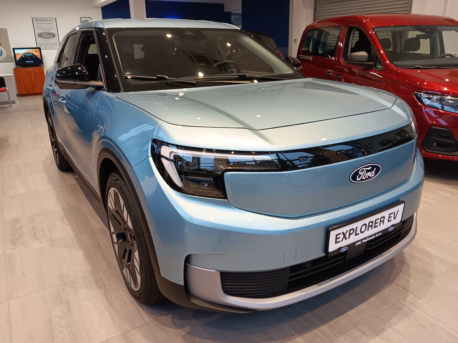 Ford Explorer BEV Premium 286KS RWD ER 77kWh, 2024 god.