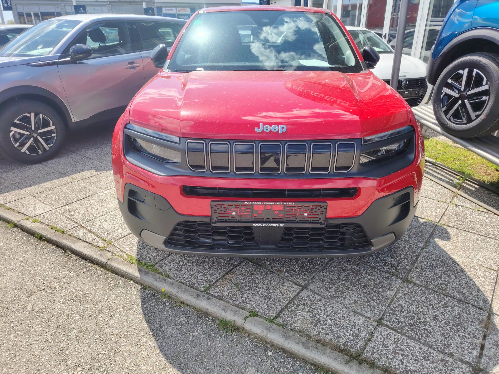AKCIJA!! *NOVI Jeep Avenger ICE 1.2 MHEV AT Longitude *ISPORUKA ODMAH ...