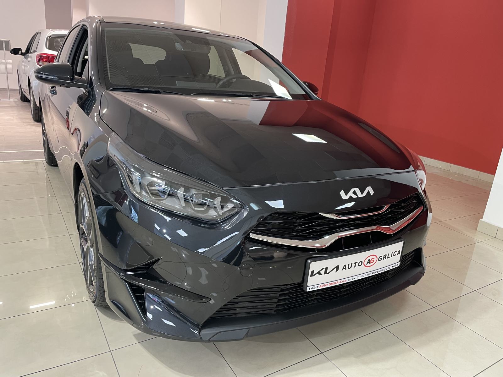 Kia Ceed 1,5 T-GDI EX VISION 7DCT BRZA ISPORUKA, 2023 god.