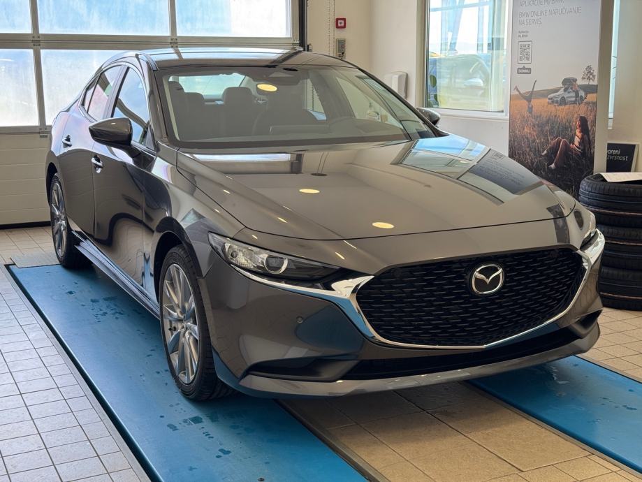Mazda 3 G140 MT CENTRE LINE, 2025 god.