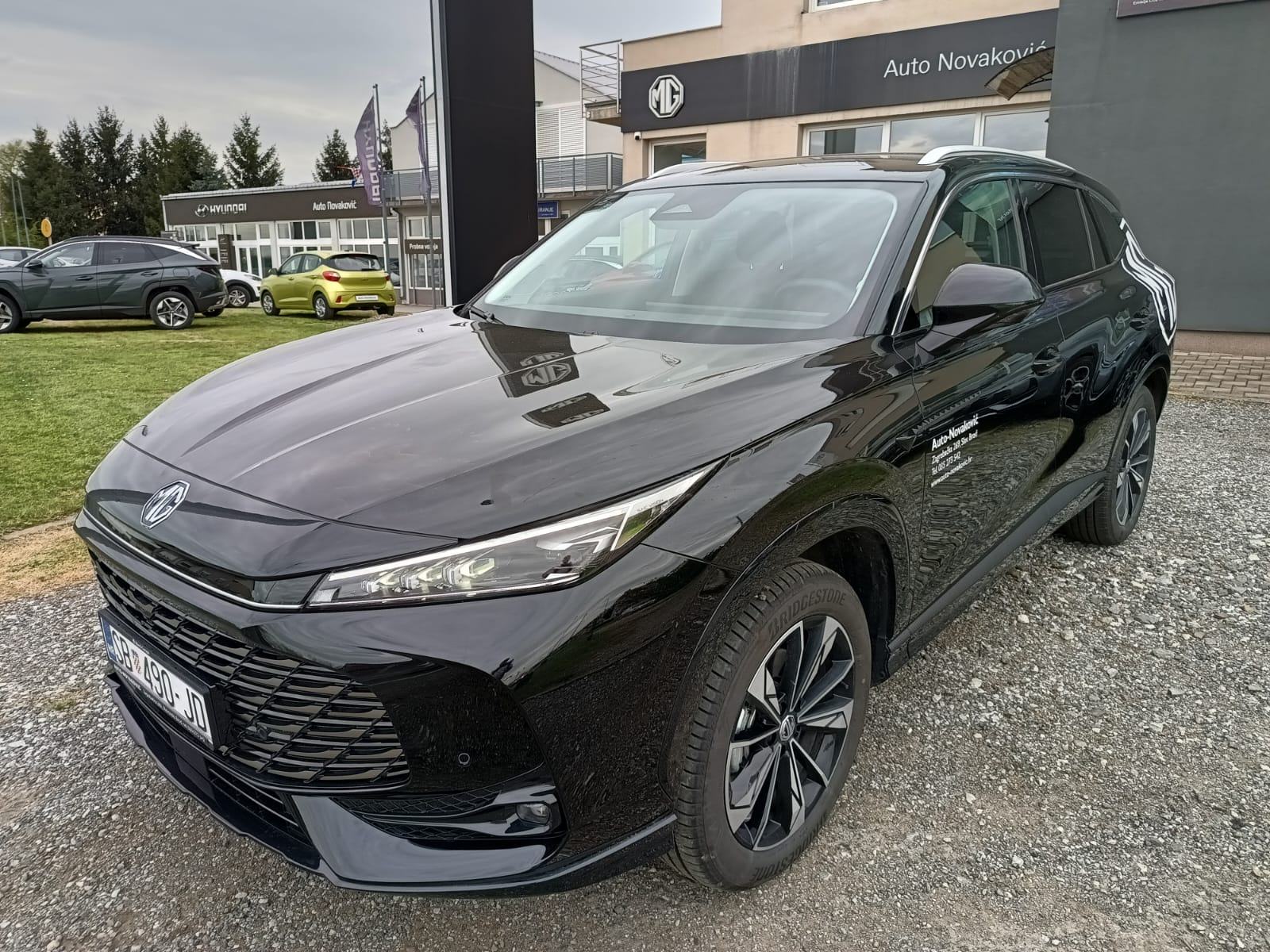 MG HS 1.5 T DCT Luxury, 2024 god.