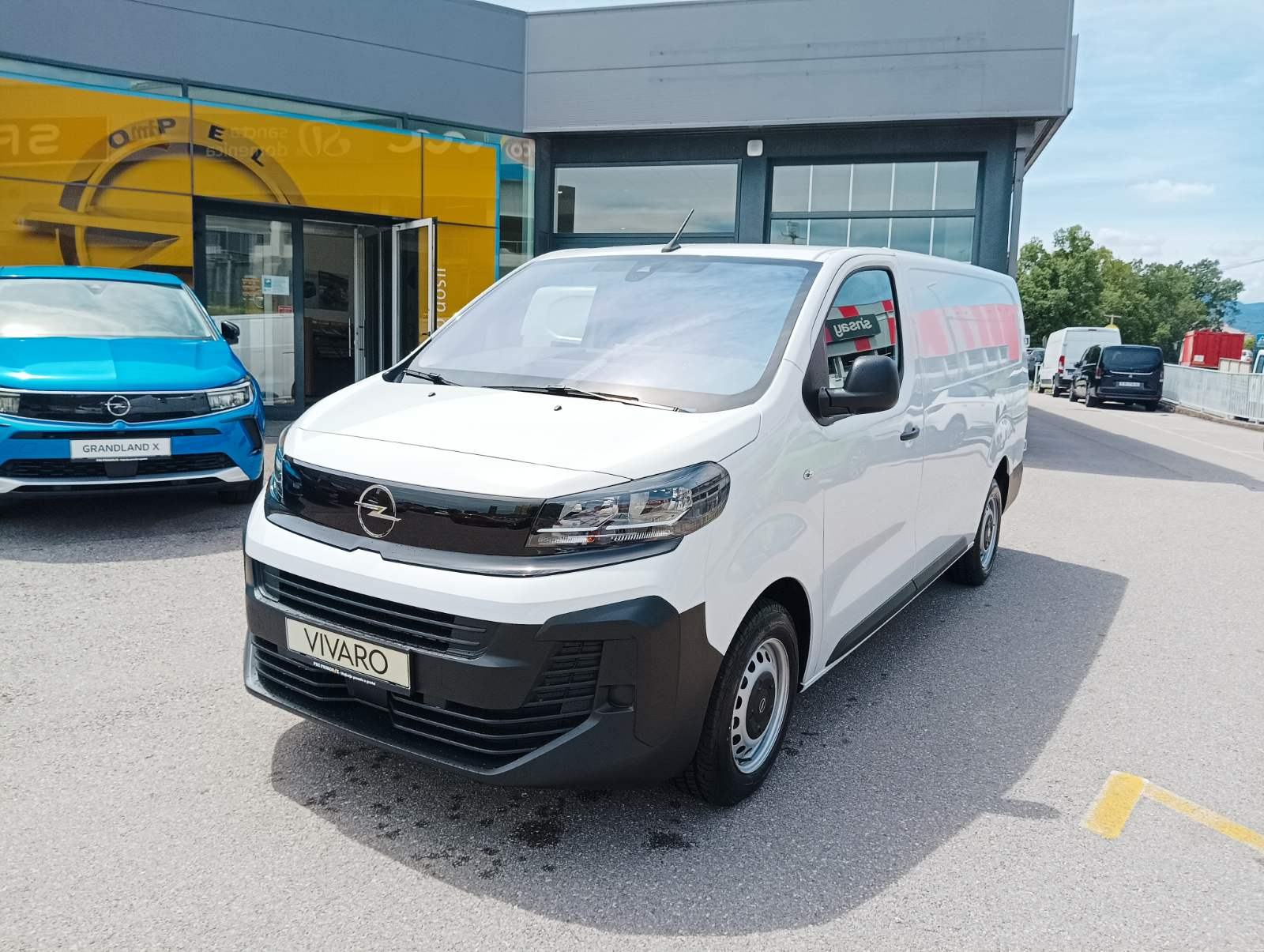 Opel Vivaro L2H1 2.0 D 145 Ks NOVI MODEL!!!, 2024 god.