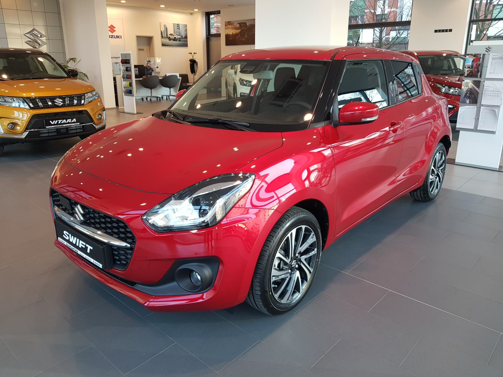 Suzuki Swift 1.2 Hybrid GLX, 2023 god.