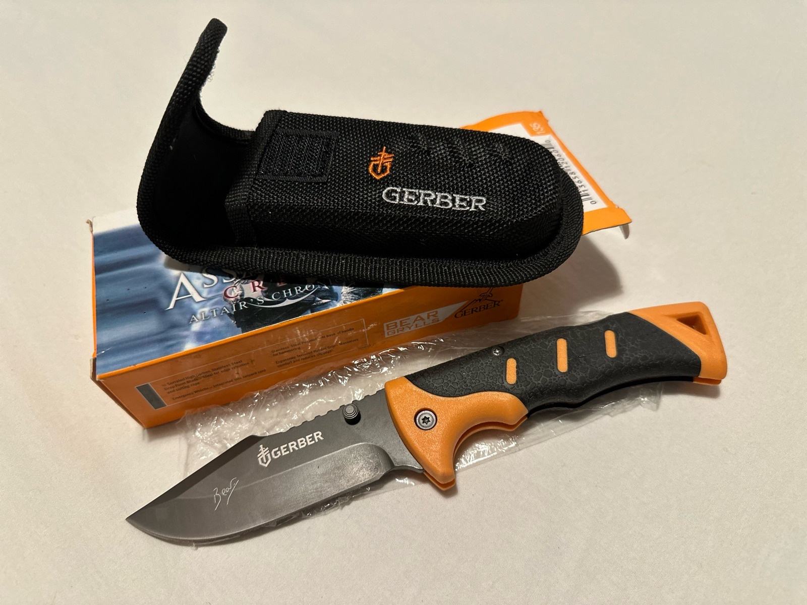 Gerber Bear Grylls Sklopivi Nož za Preživljavanje