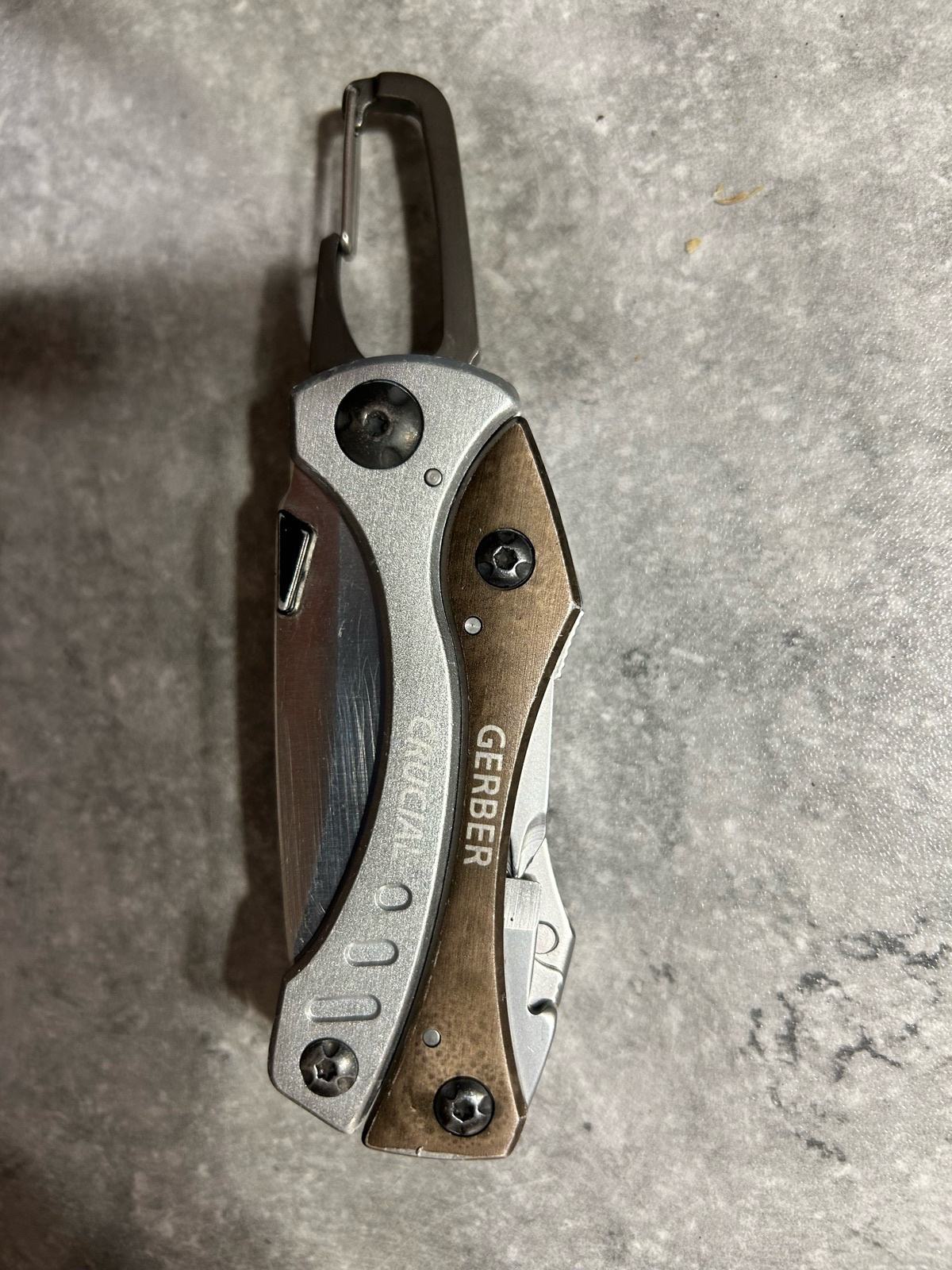 Gerber Crucial multitool