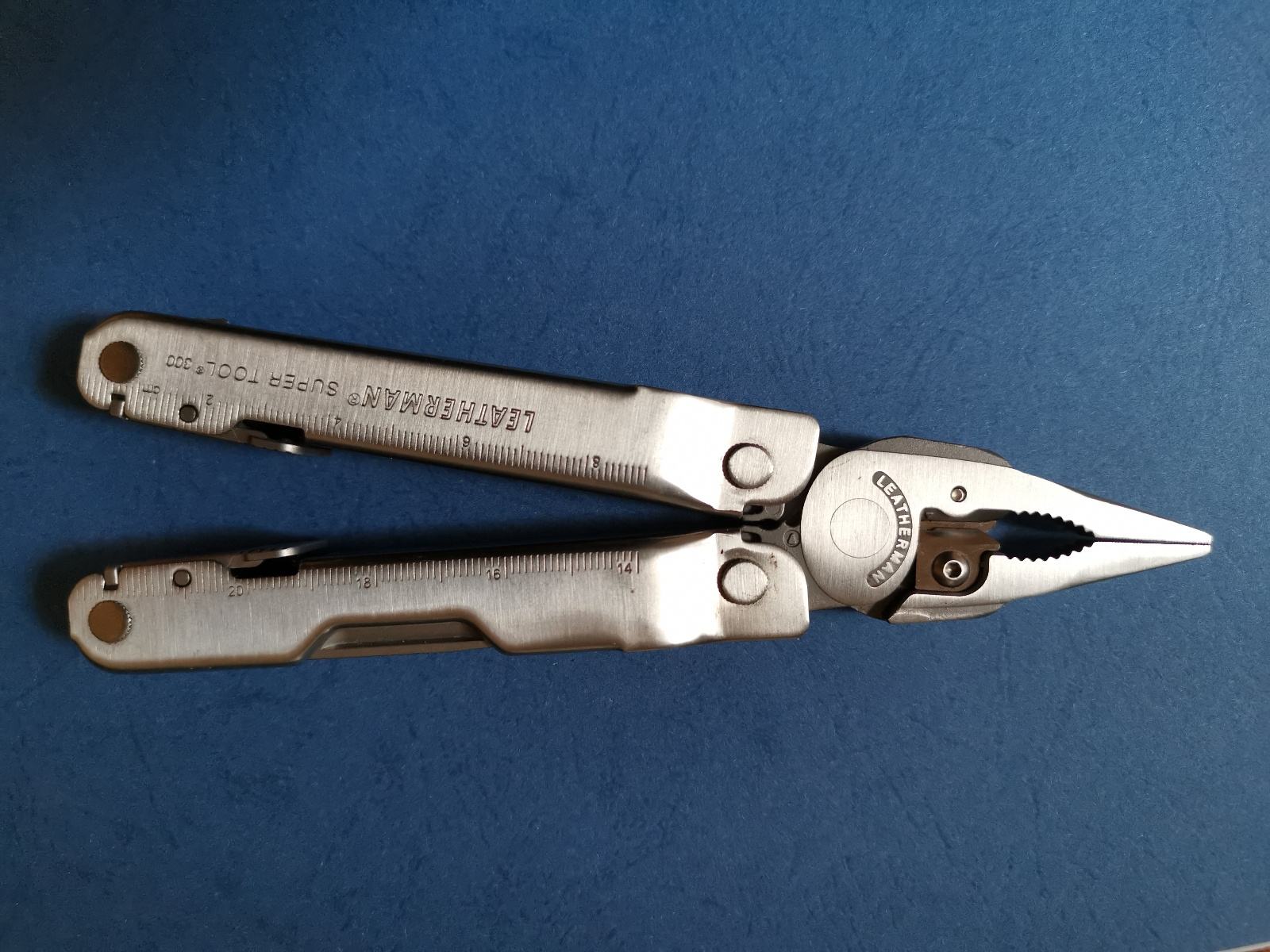 Leatherman super tool 300