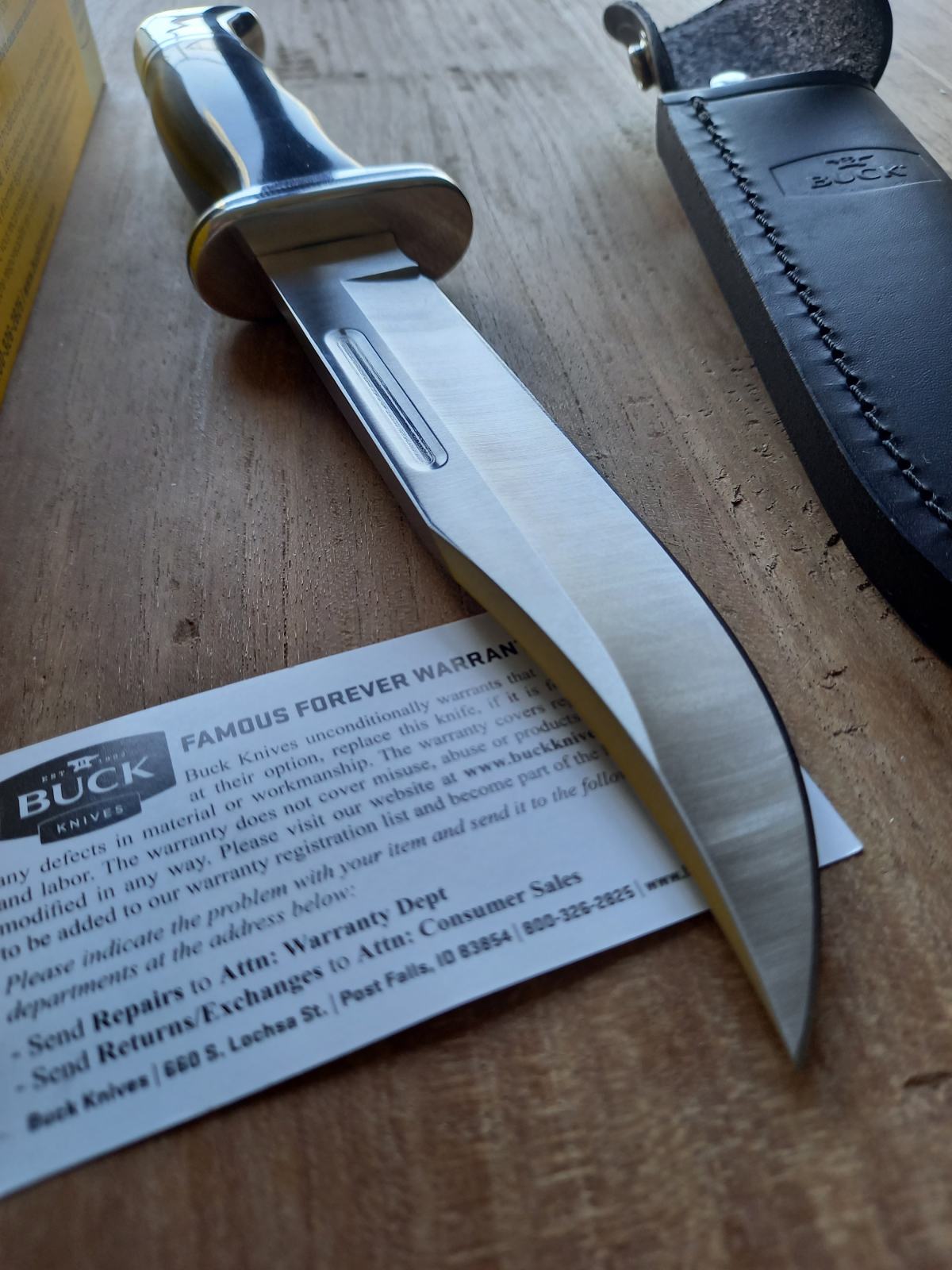 Prodajem novi nož Buck 119 Special