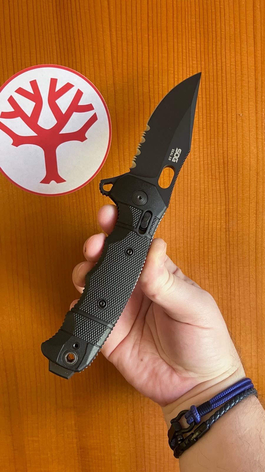 SOG Seal XR -parrt serr - USA MADE