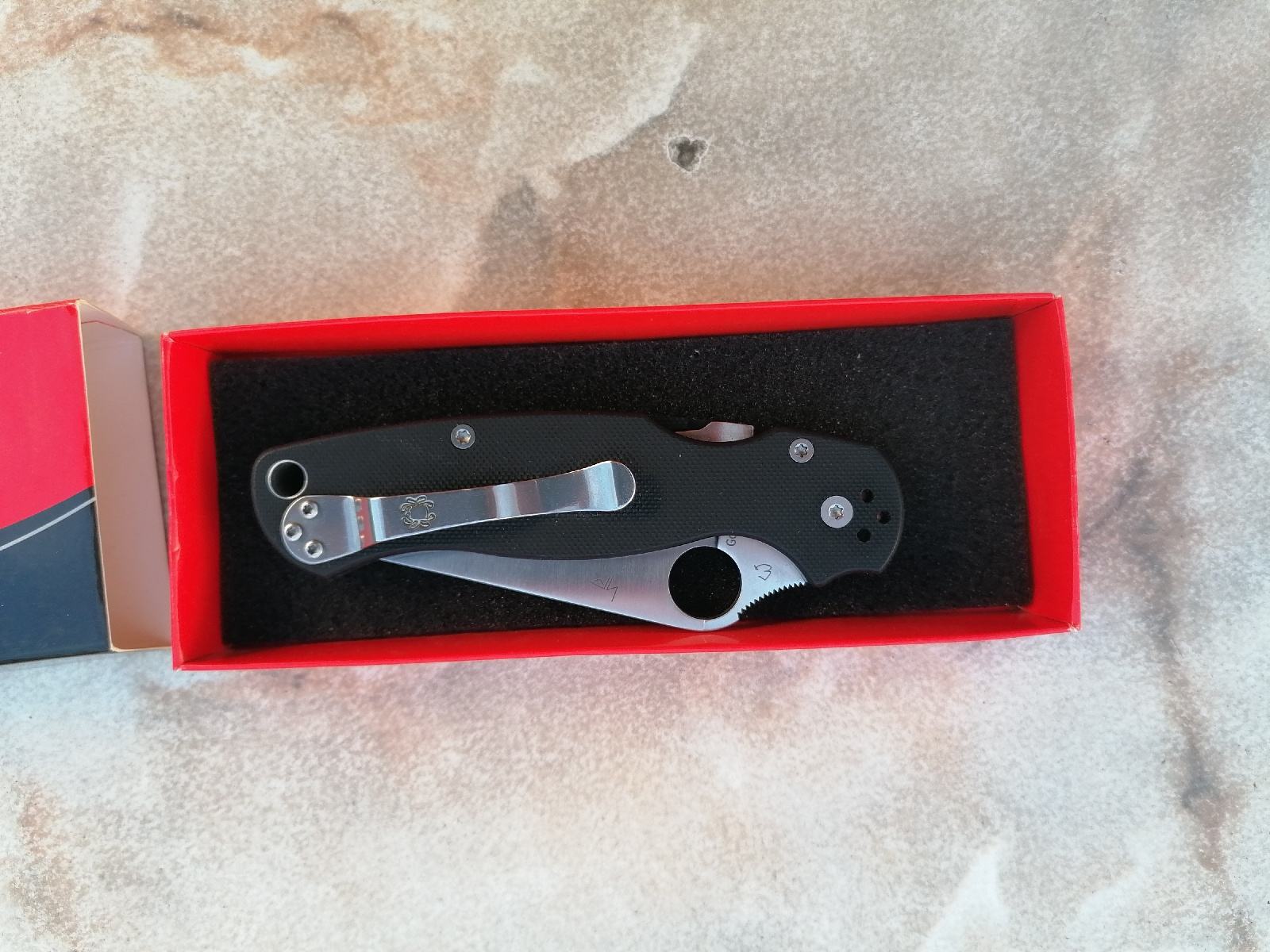 spyderco paramilitary