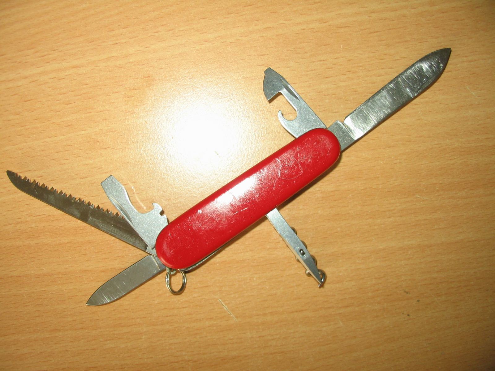 Victorinox SAK Camper džepni nož
