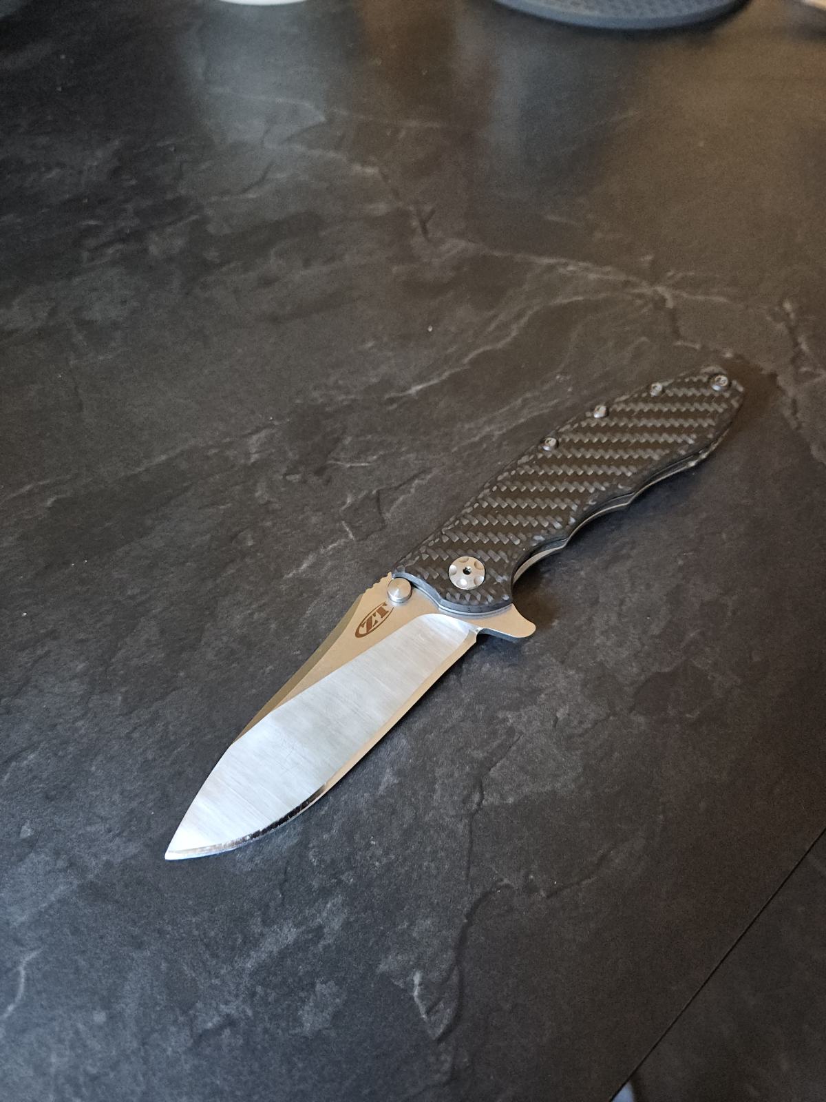 Zero Tolerance , ZT 0562 CF, carbon fiber verzija