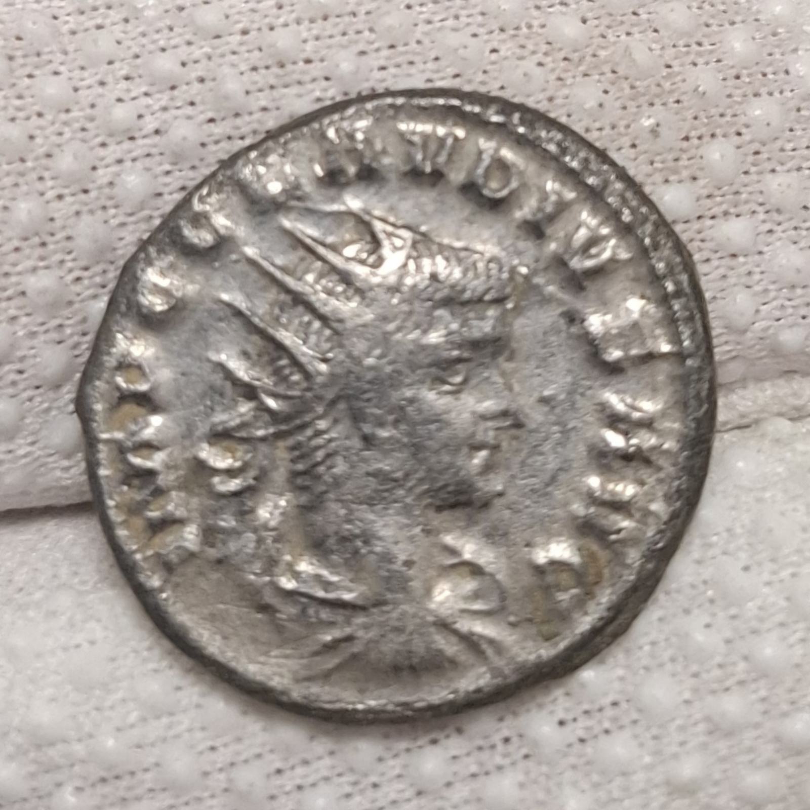 Autentičan rimski srebrnjak: Klaudije II. Gotski (268-270 AD)