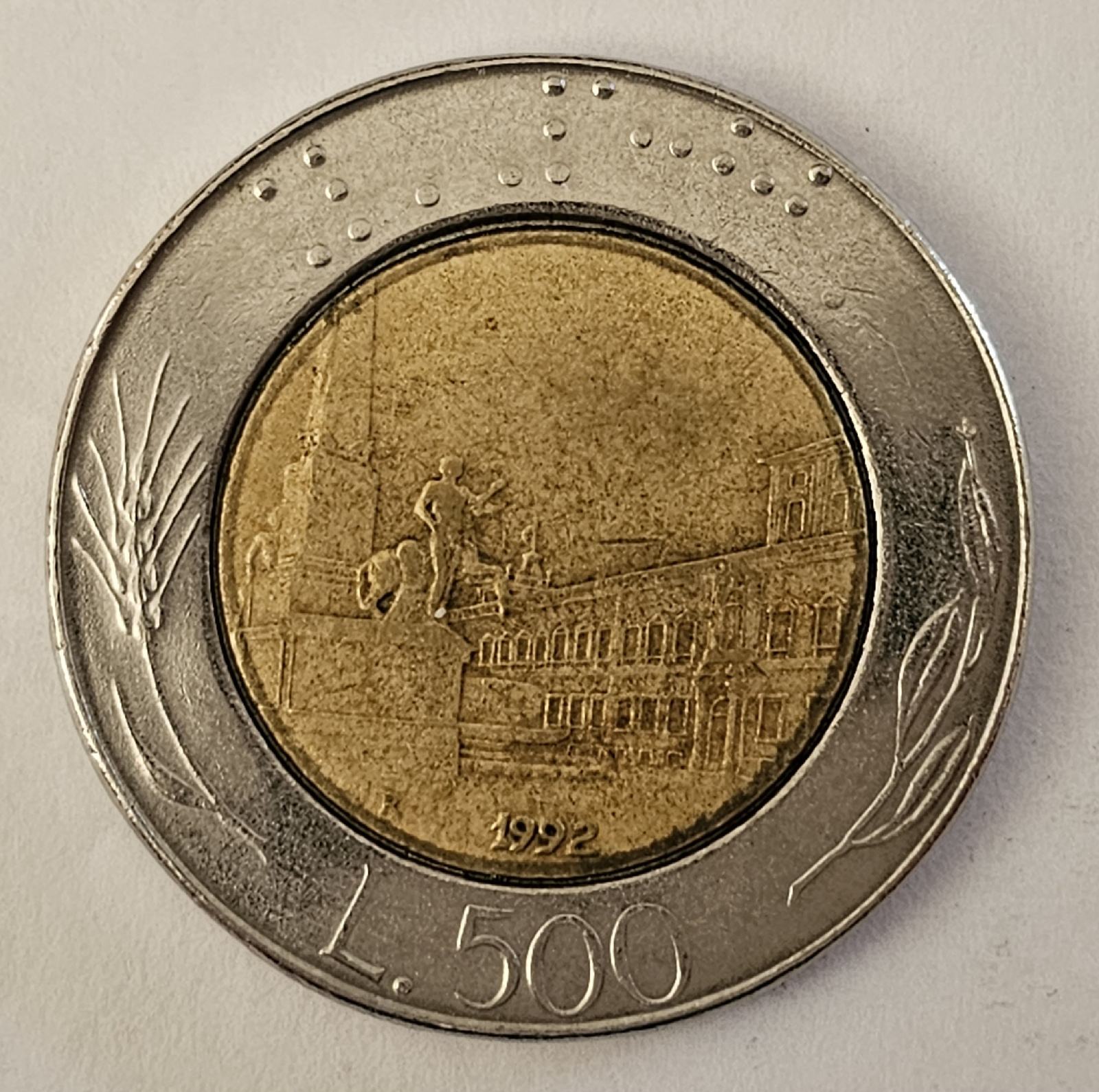 ITALY- 500 LIRE 1992.