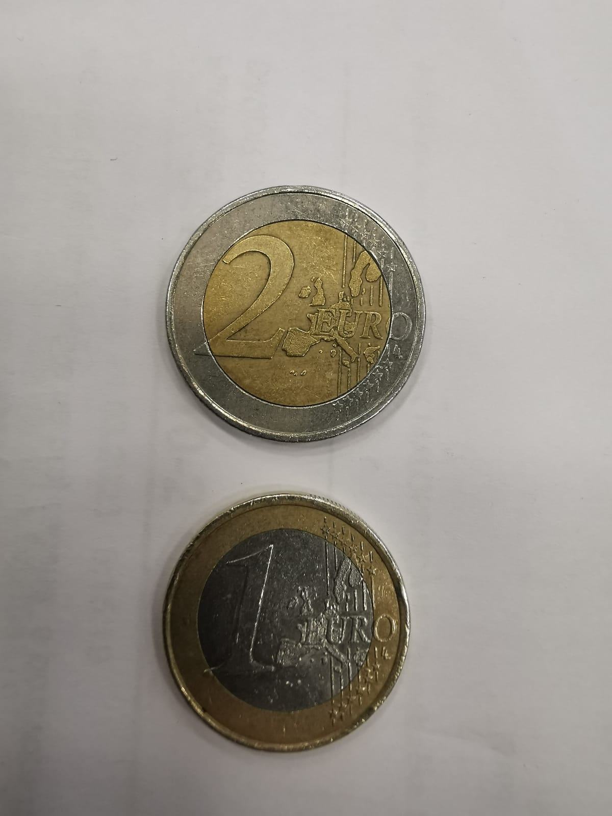 KOVANICA 1 EURO FRANCUSKA 1999 I 2 EURA GRCKA 2002