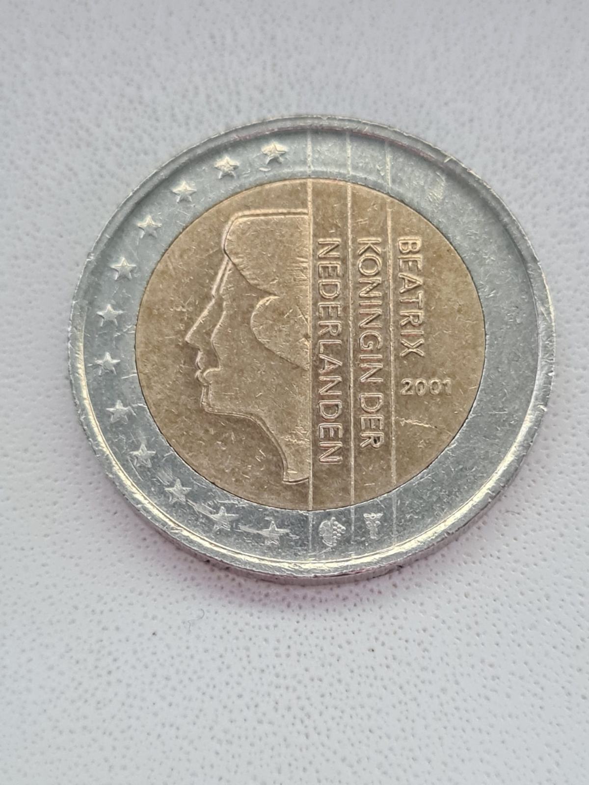 KOVANICA 2 EURA Beatrix Koningin der Nederlanden-2001