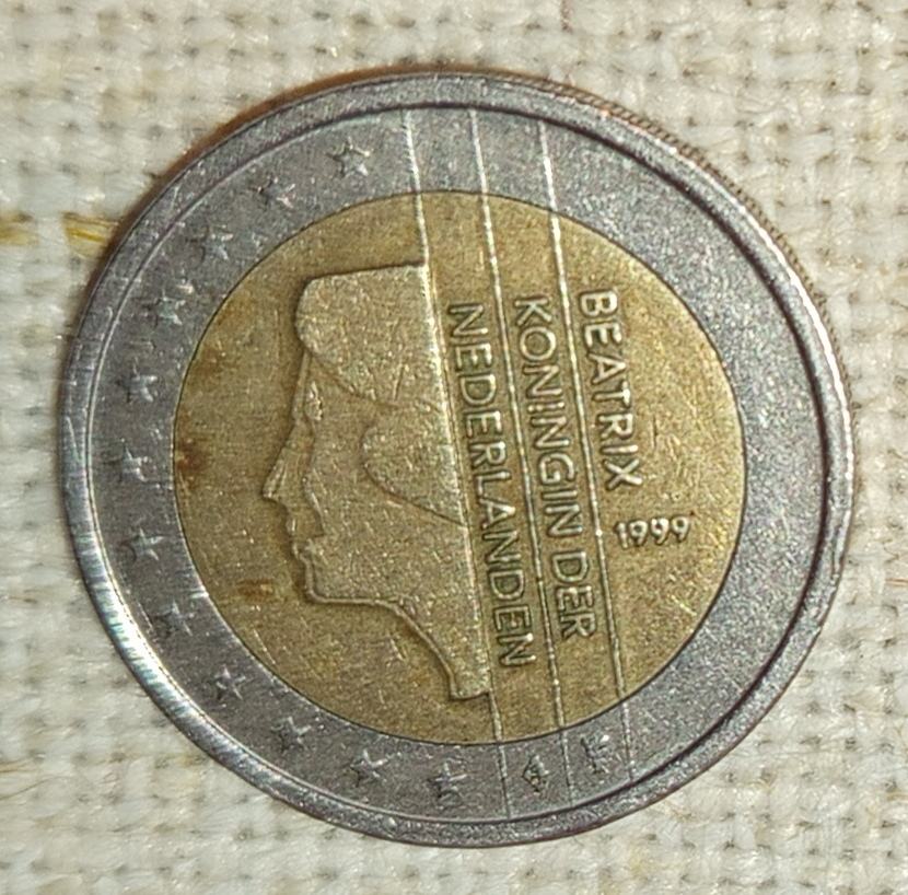 Kovanica Beatrix 2 eura iz 1999, 2000, 2001