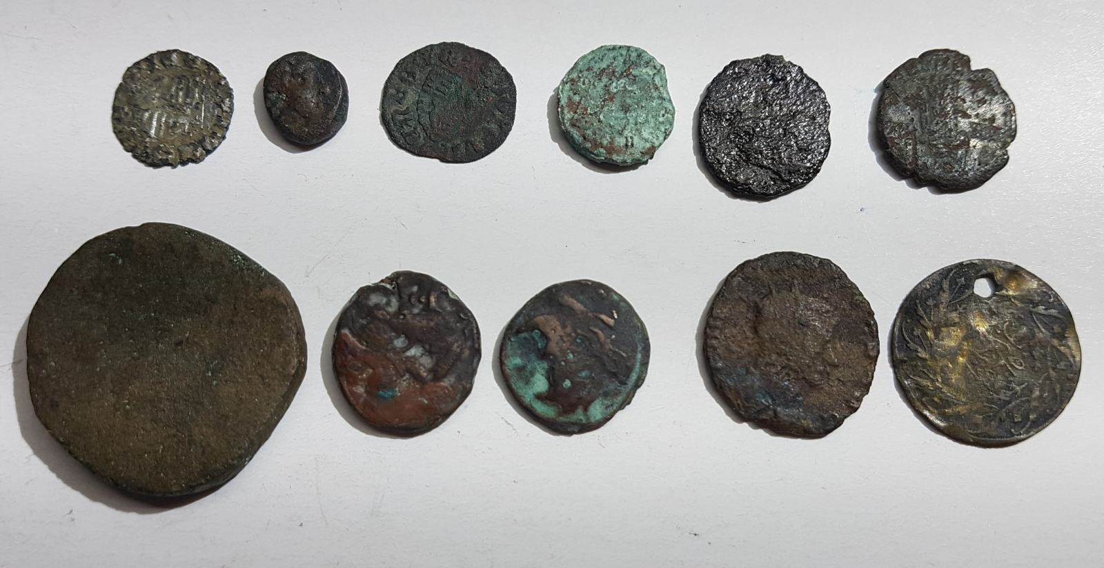 LOT, STARE KOVANICE, 11 komada