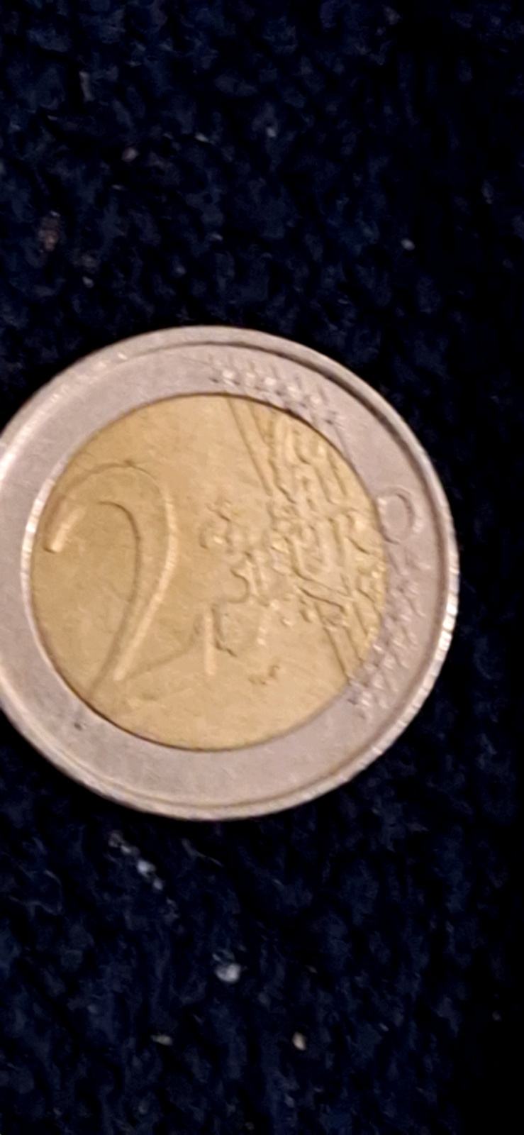 Prodajem kovanicu od 2E.iz 2001,nizozemska kraljica.