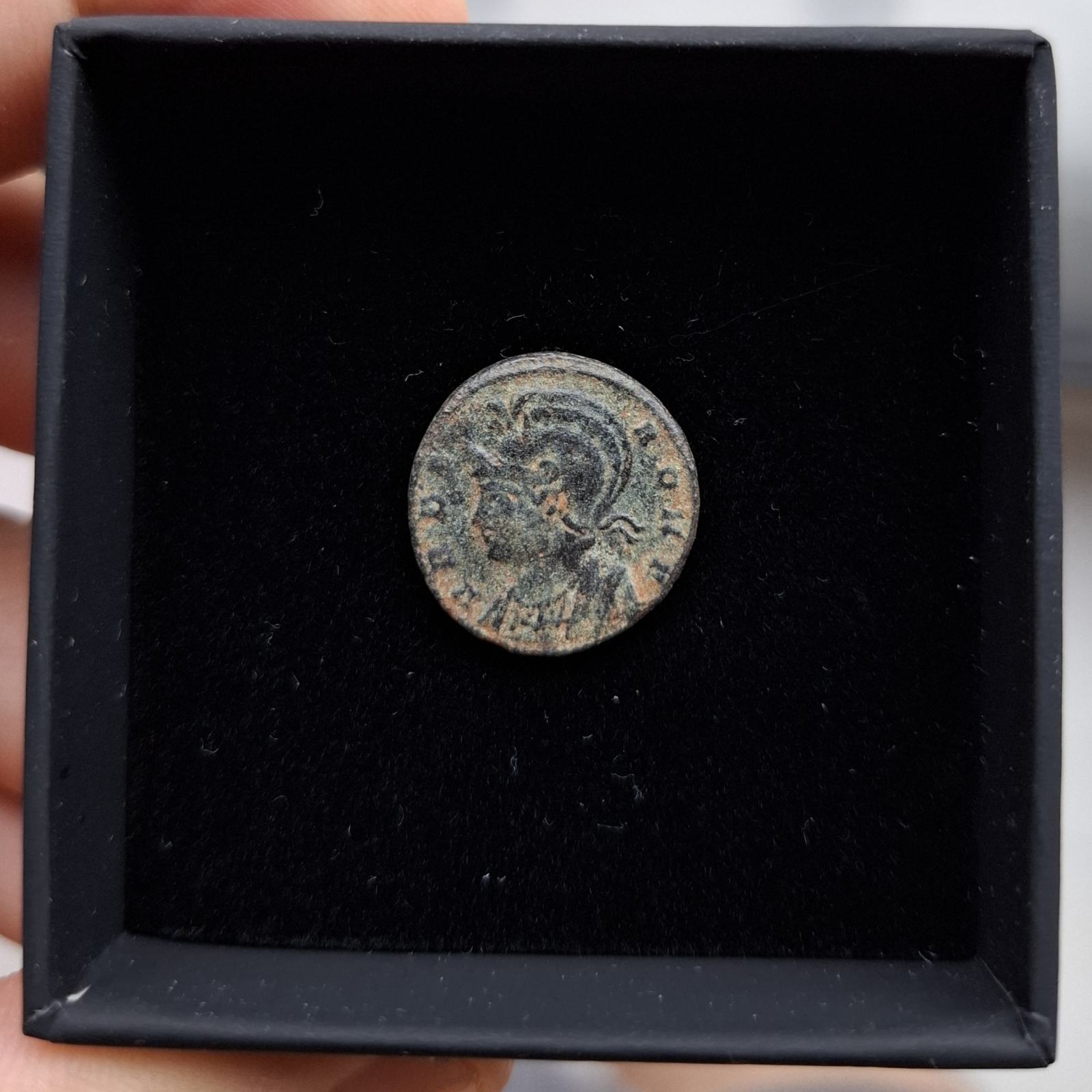 Romul i Rem: rimska komemorativna kovanica iz Konstantinopola