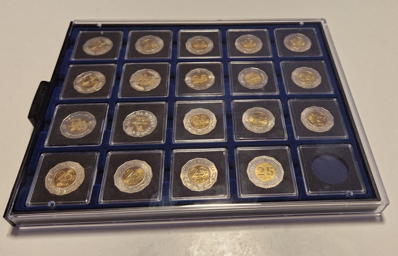 Set kovanica 25 kn