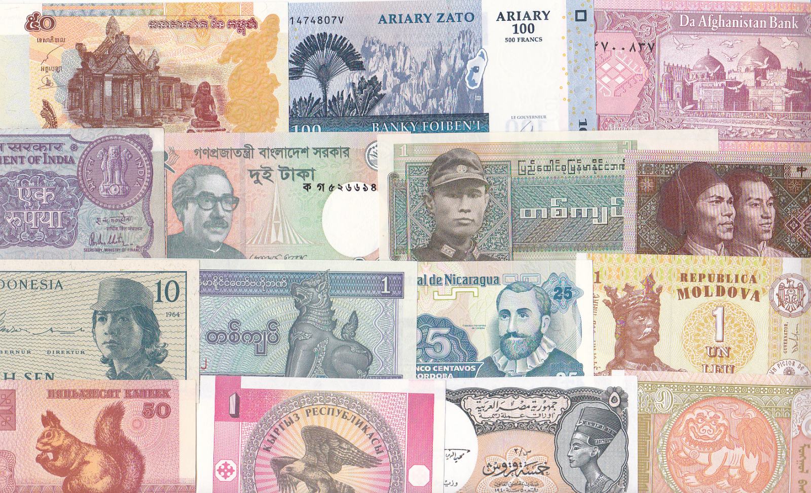 PAPIRNI NOVAC - 15 NOVČANICA - UNC - LOT 15