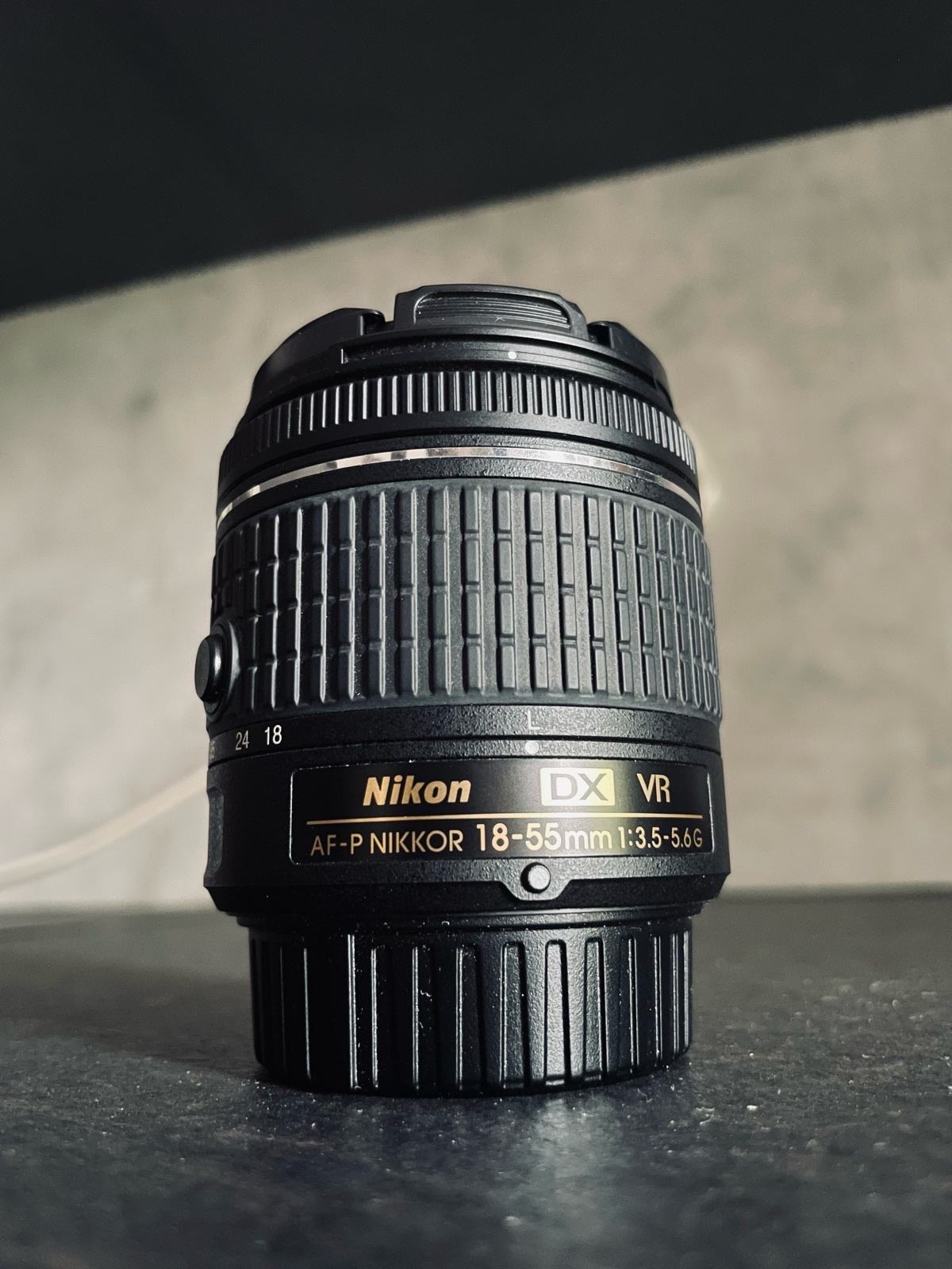 Nikon AF-P DX Nikkor 18–55 mm f/3.5-5.6G VR OBJEKTIV