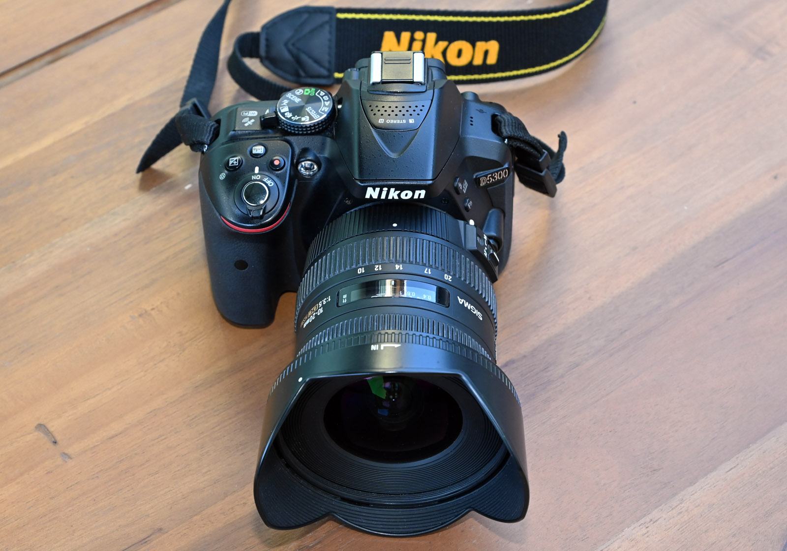 Širokokutna Sigma 10-20mm f3.5 EX DC HSM za Nikon fotoaparate