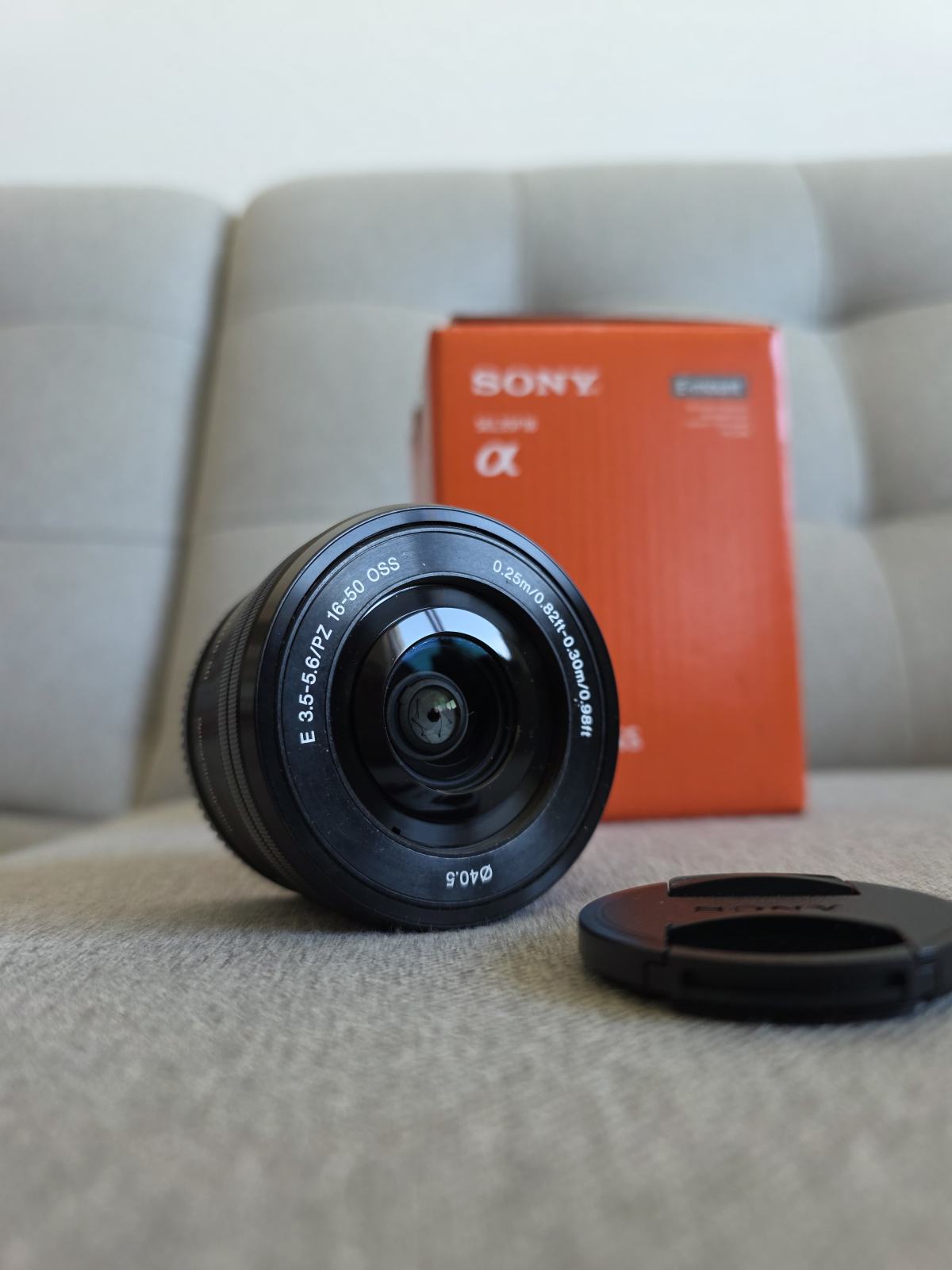 Sony 16-50mm f/3.5-5.6 OSS II – Kompaktni zoom objektiv