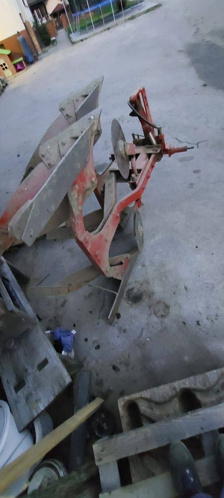 dvobrazni plug okretač 12 cola Lemind Leskovac