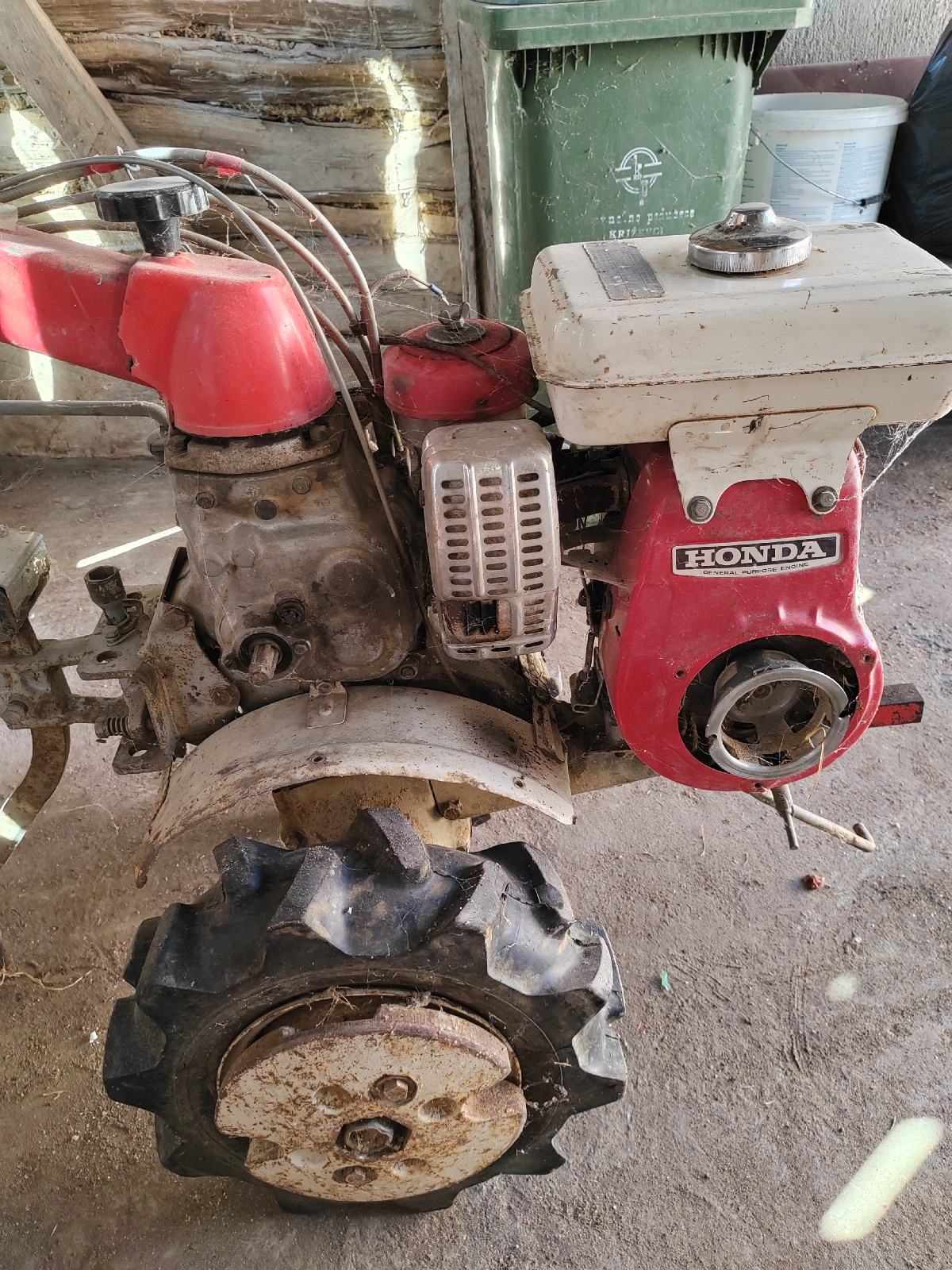 motokultivator freza