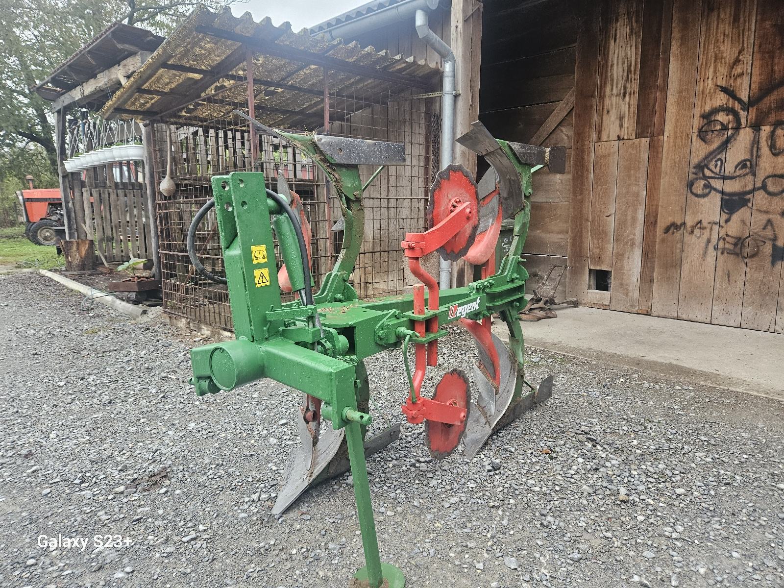 Plug regent saturn 2 14 cola