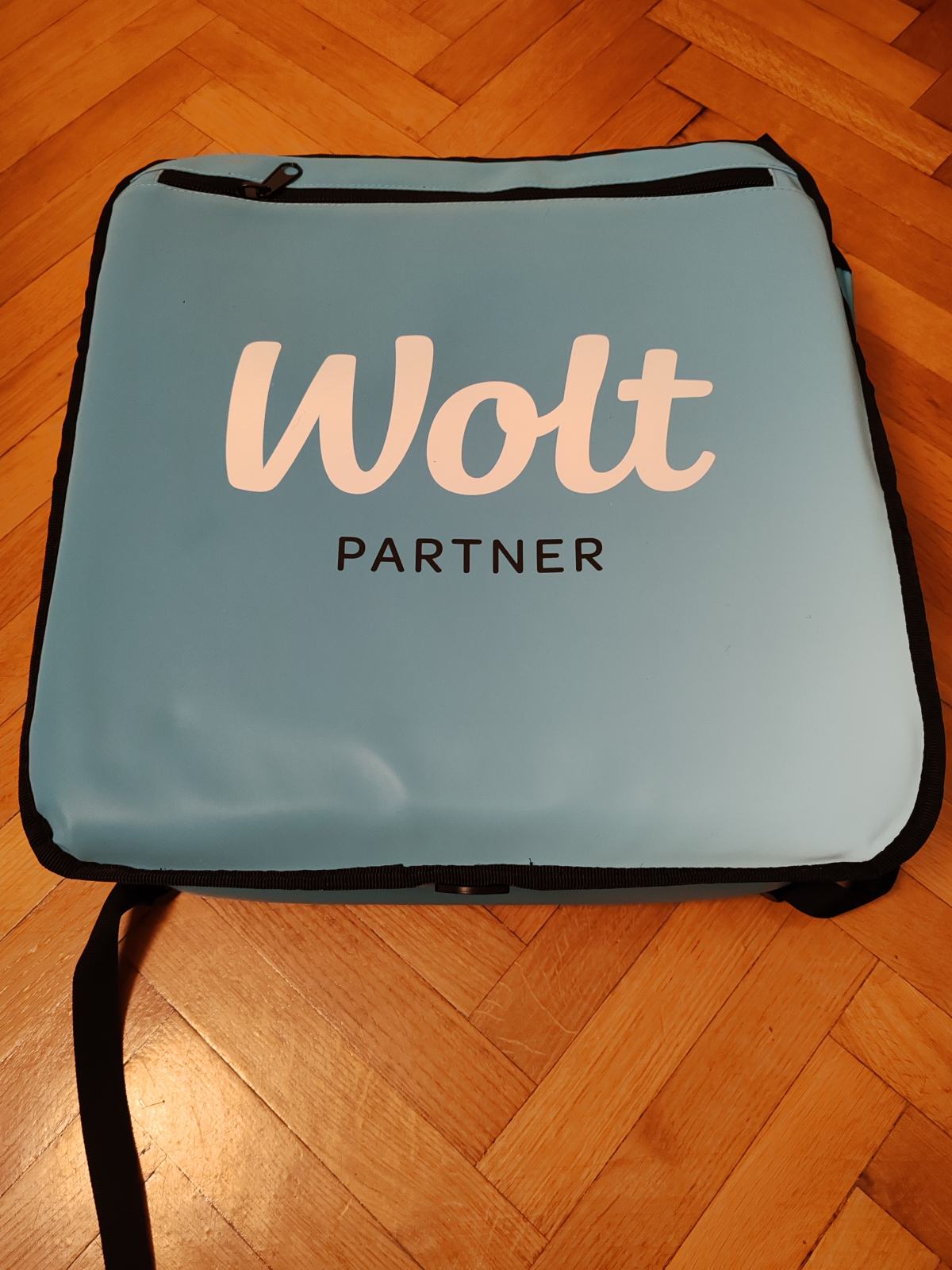 Wolt torba nekorištena