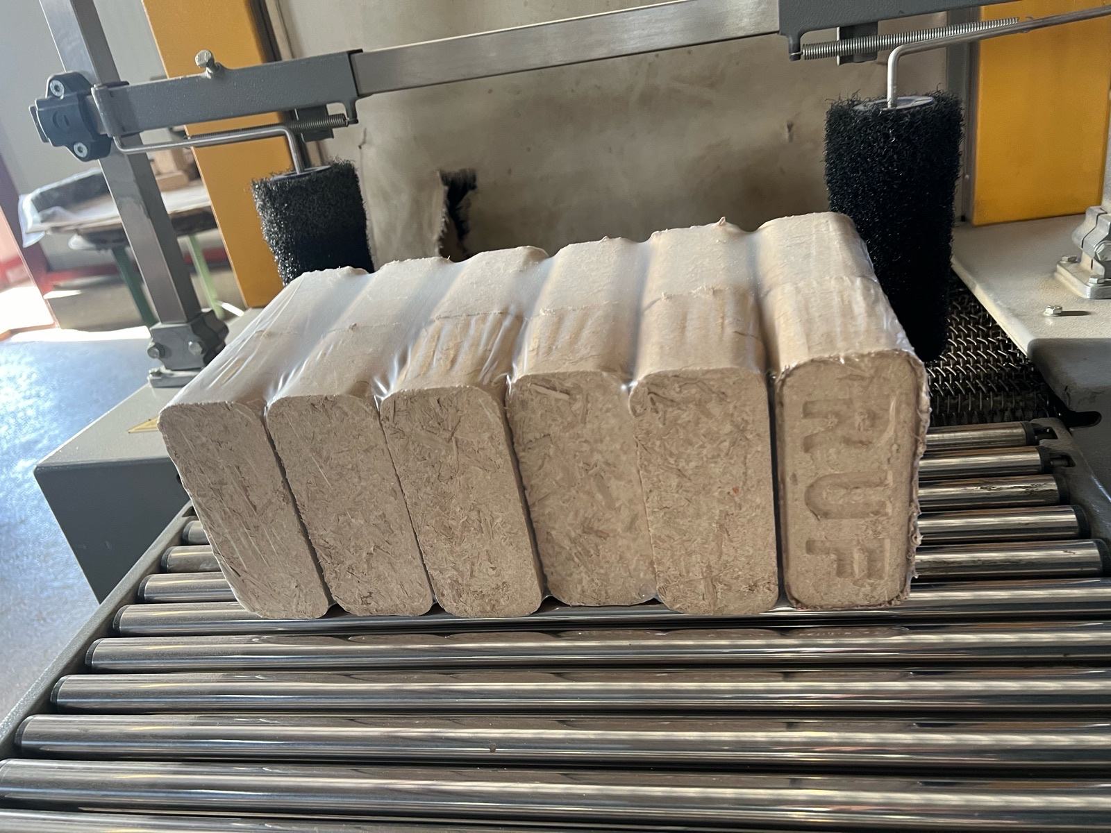 RUF briket za grijanje *GARANTIRANO VRHUNSKA KVALITETA*