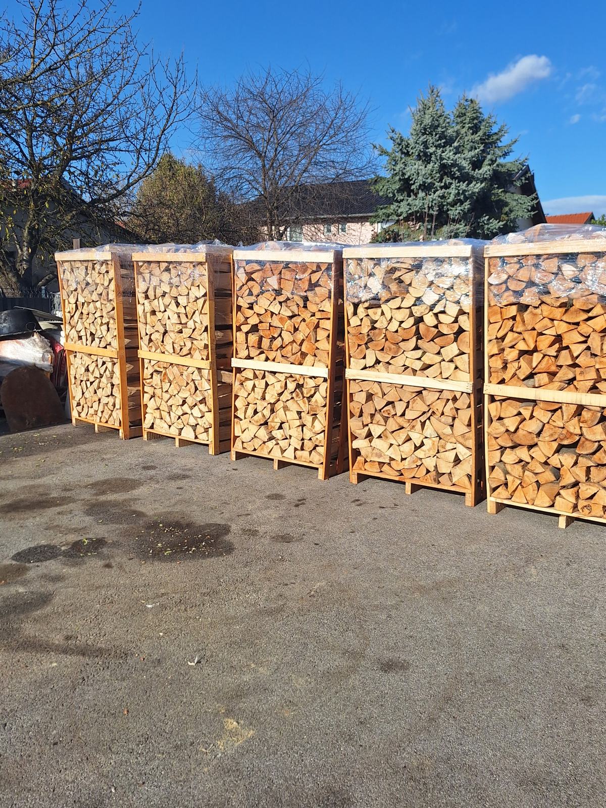 Paletirano drvo bukva i grab 1 paleta 1.8 prm/od 180 eur