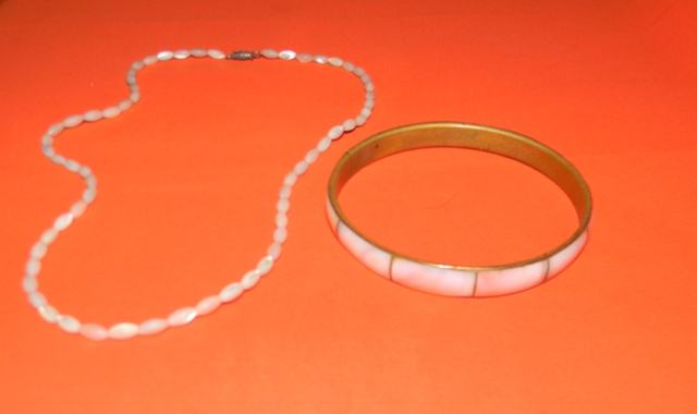 OHRIDSKI BISER OGRLICA I NARUKVICA