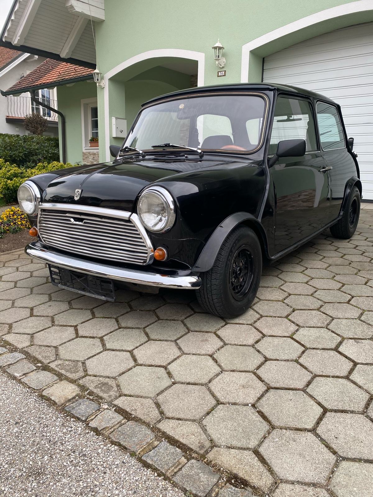 Classic MINI Cooper 1000 Leyland