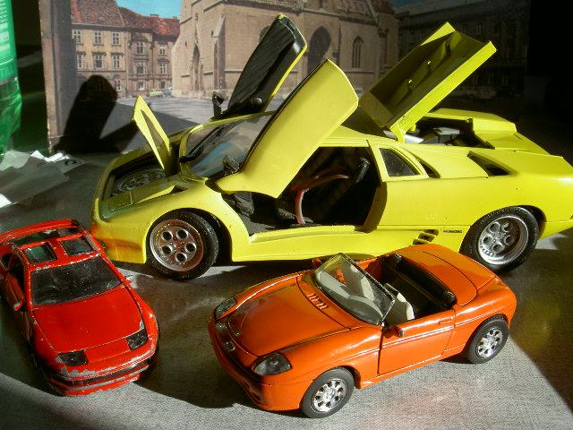 ALFA ROMEO LANCIA ZASTAVA MERCEDES FIAT MODELI STARI NOVI