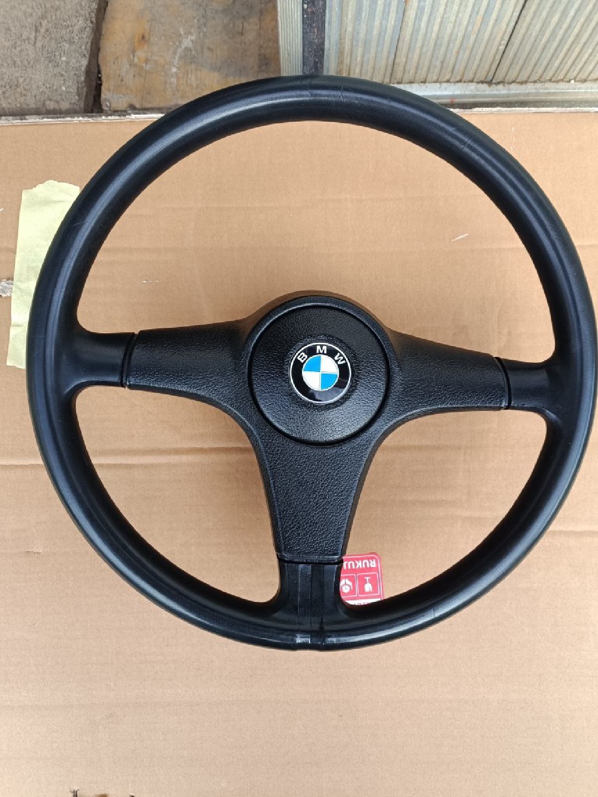 BMW E30,E28,E32 sportski volan 385 mm